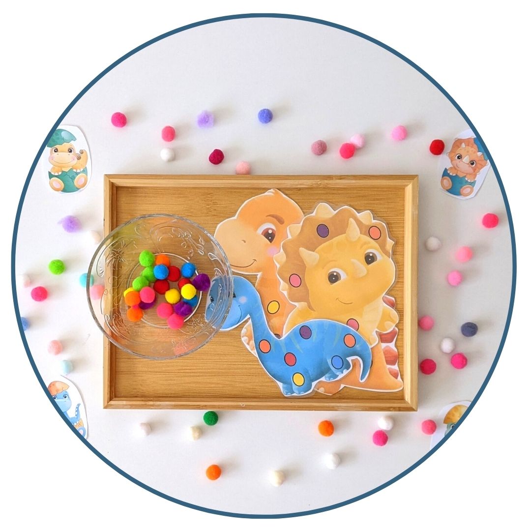 Apprendre les couleurs avec les dinos | Maman Chipie